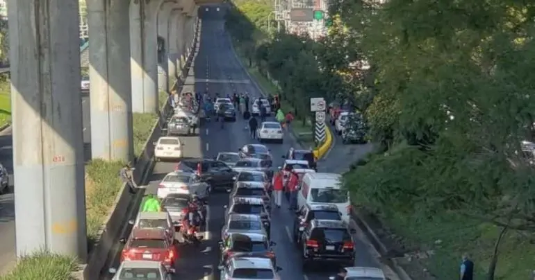 Manifestaciones paralizan Periférico Sur y Tlalpan - Hoy Congreso